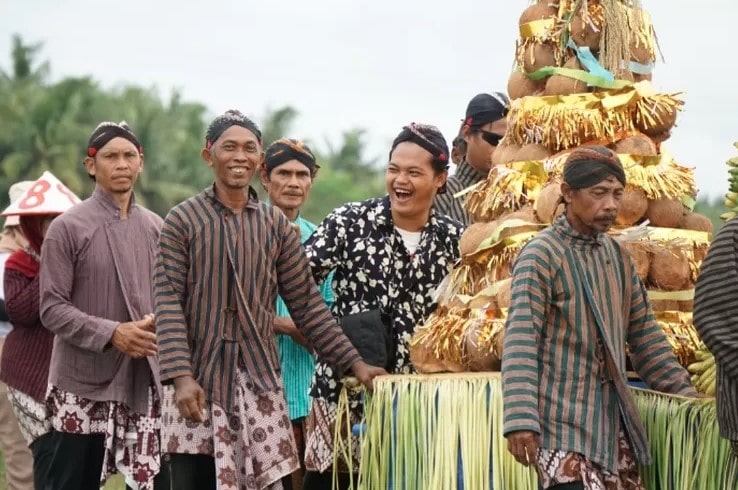 13 Karakter, Sifat dan Kebiasaan Orang Jawa (WikiDjawa) | Salamadian