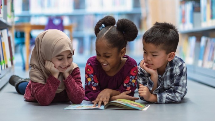 3 Contoh Autobiografi Diri Sendiri dan Tokoh yang Benar (Singkat, Jelas ...