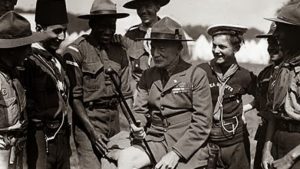 PENGERTIAN PRAMUKA: Fungsi, Tujuan, Tingkatan & Sejarah | Salamadian