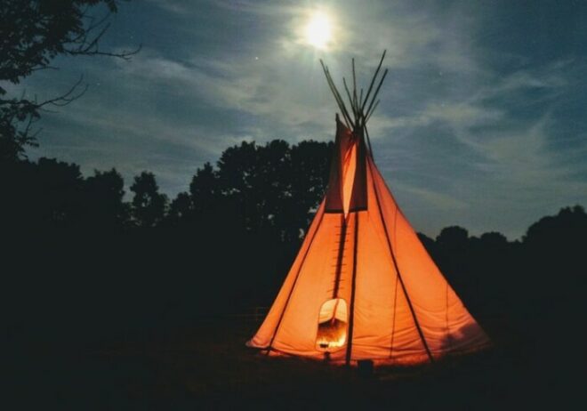 15+ Contoh Benda Berbentuk Segitiga di Rumah Sehari-Hari | Salamadian